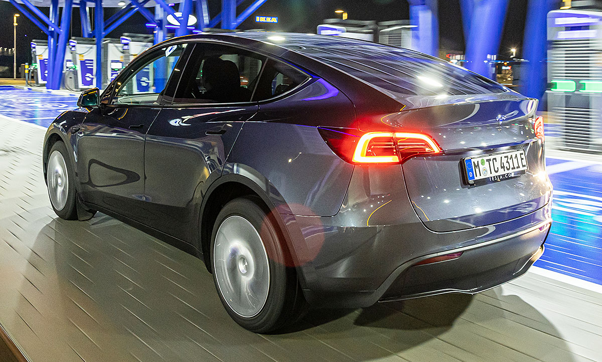 Tesla y 2020 store