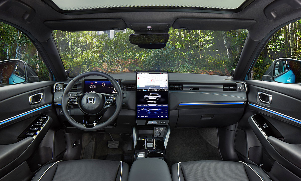 Honda e inside store